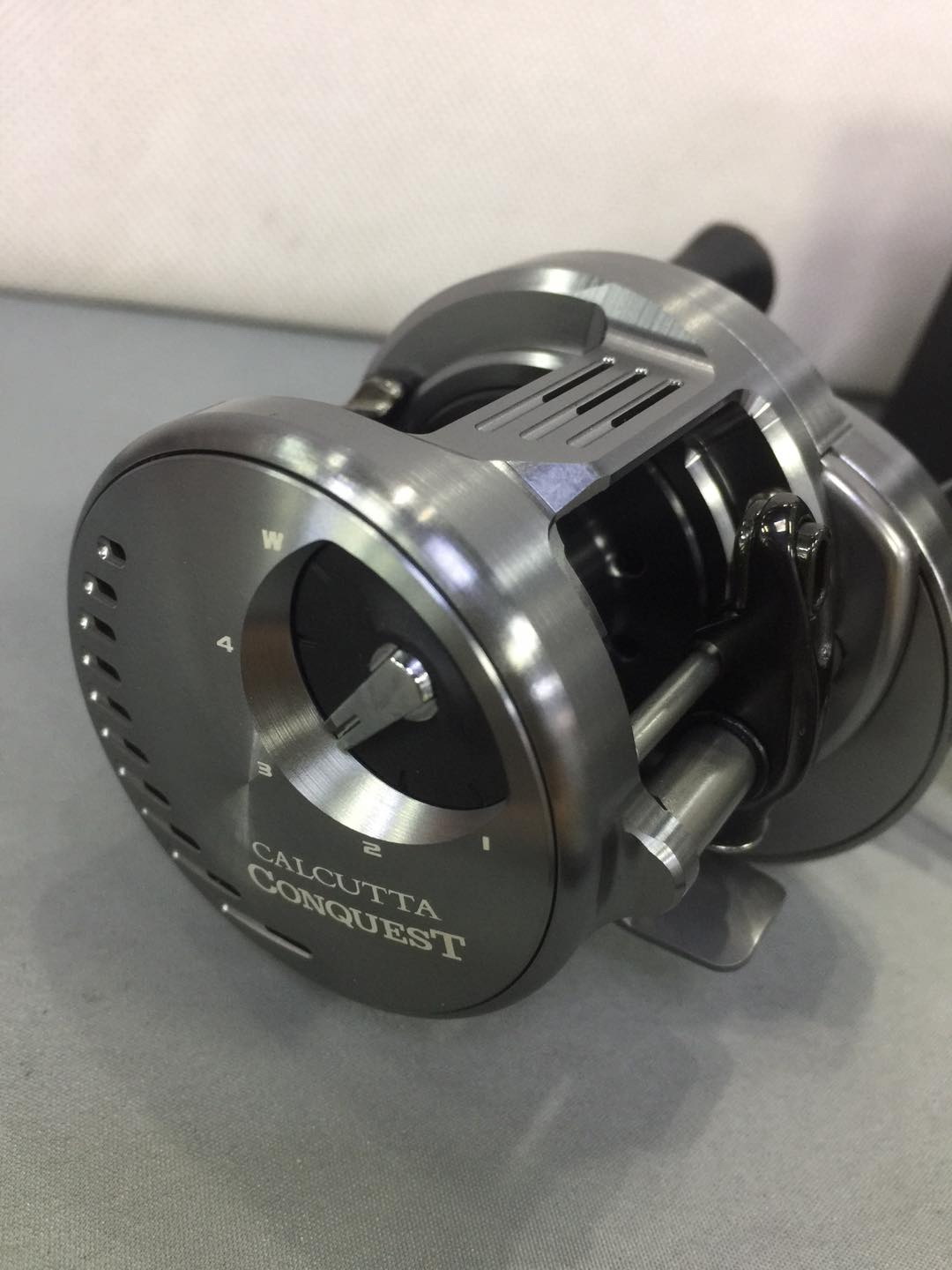 SHIMANO ：new CALCUTTA CONQUEST DC | 澳门岛野钓具